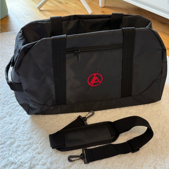 Linkin Park | Bags | New Linkin Park Vip Duffle Bag Marker 225 Europe ...
